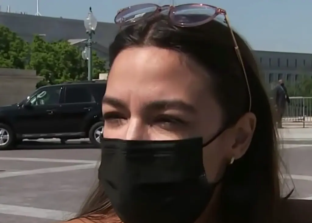 Do You Think Alexandria Ocasio-Cortez Is a Disgrace to America? – Daily ...